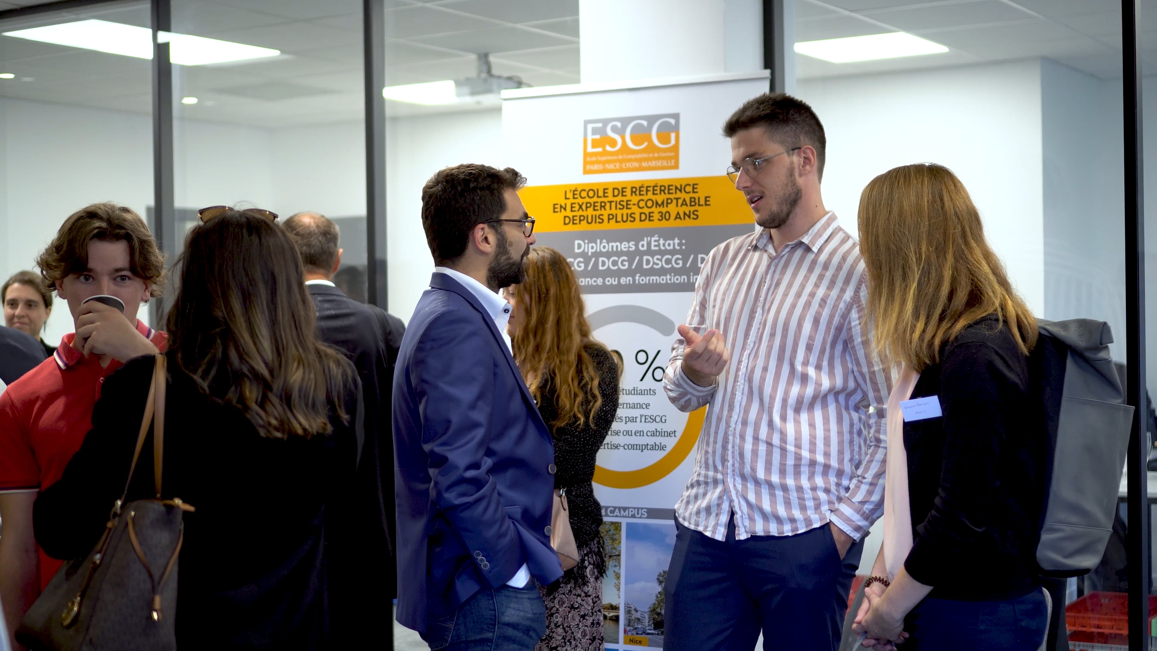 Film corporate - ESCG - École de comptabilité | Réalisateur Paris